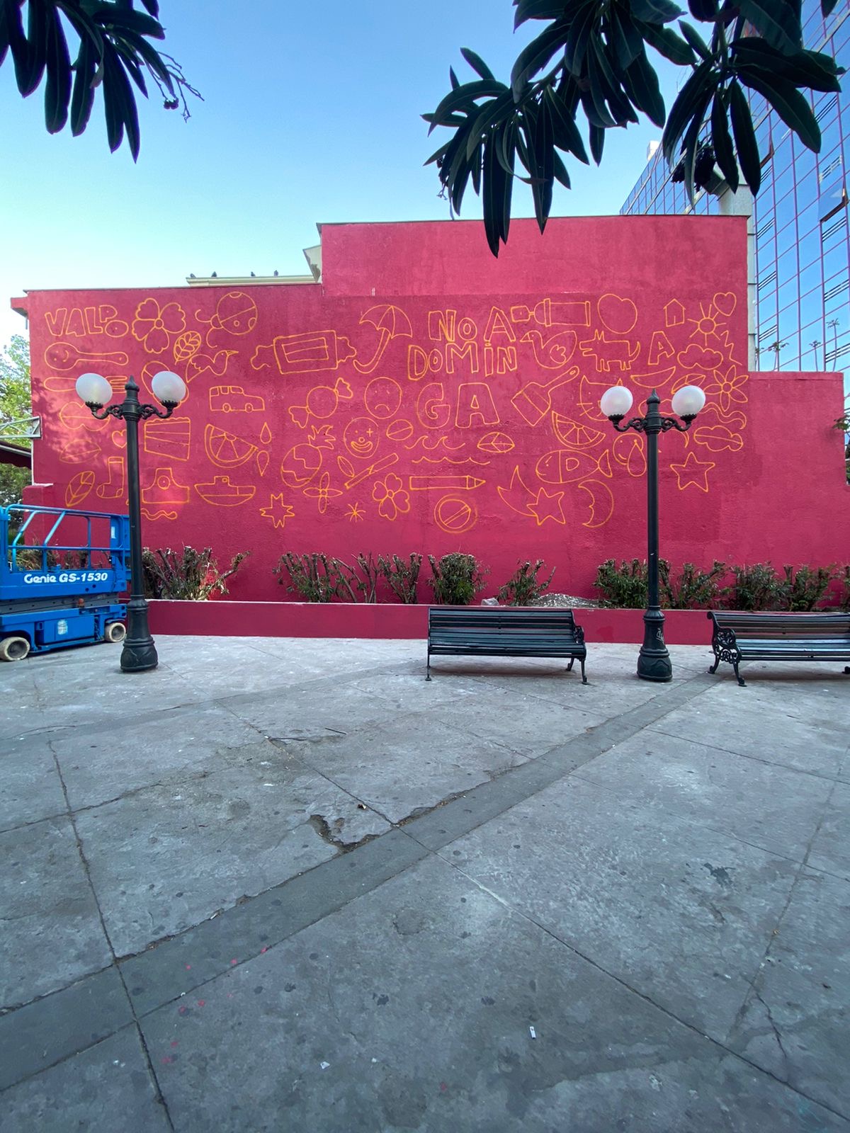 sisters , 2022 – URBAN ART by ANIS